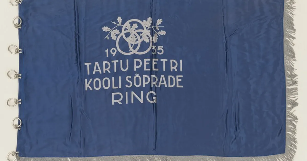 Peetri kool leidis ERMist oma sõjaeelse sõprade ringi lipu