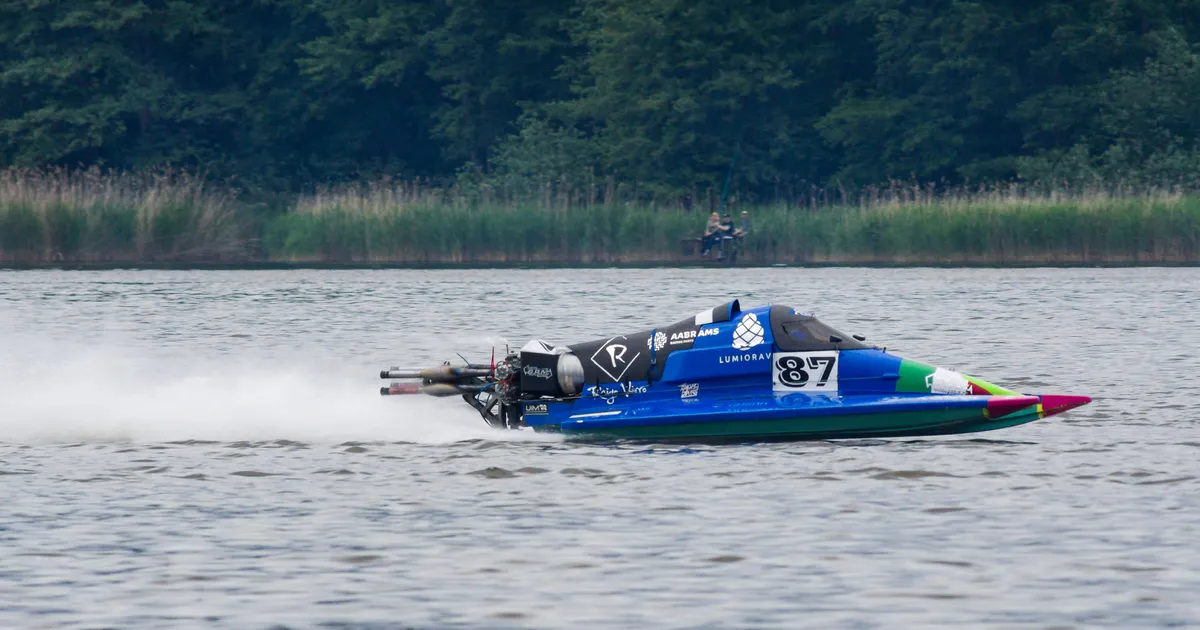 Eesti veemotosportlane eksis ringide lugemisel, kuid võitis siiski MM-etapi