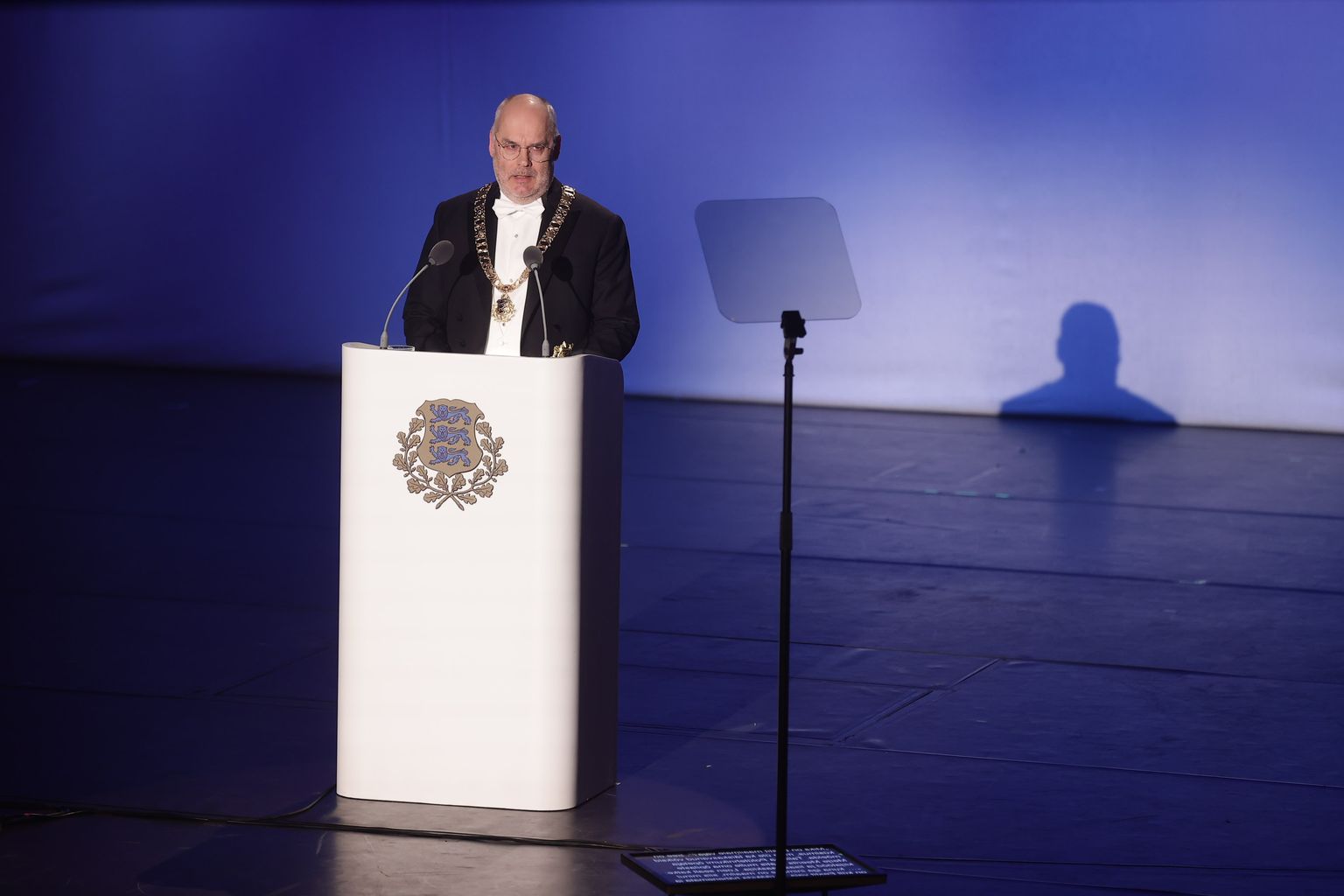 PRESIDENT ALAR KARIS Igaüks meist ongi Eesti riik