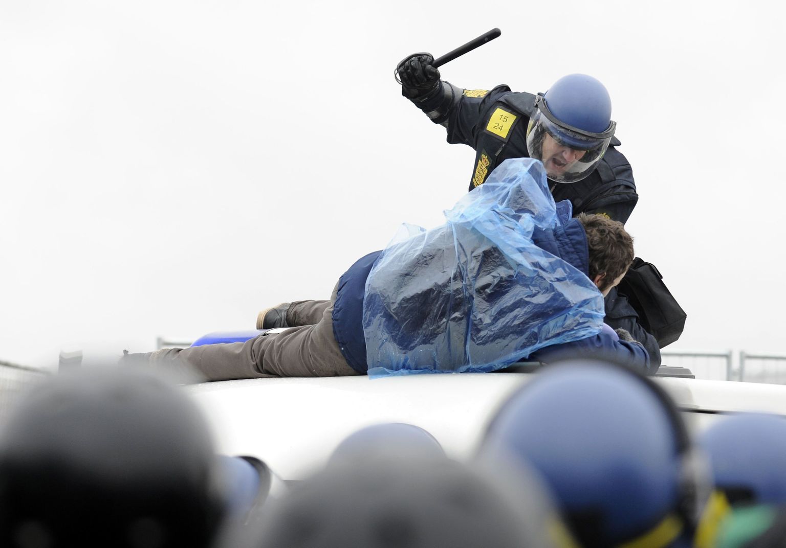 Politsei kasutas Kopenhaagenis meeleavaldajate vastu pisargaasi