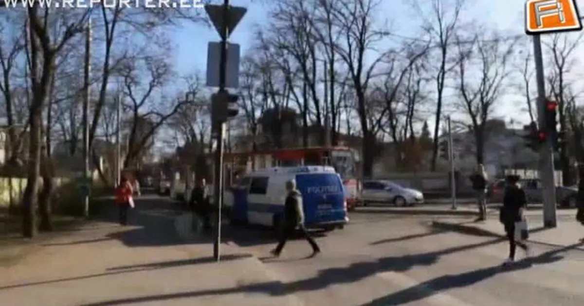 Ärimees Toomas Tooli luksusmaastur põrkus trammiga