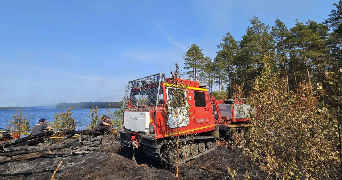 Puhatu suurpõlengust saadi jagu, käivad järeltööd