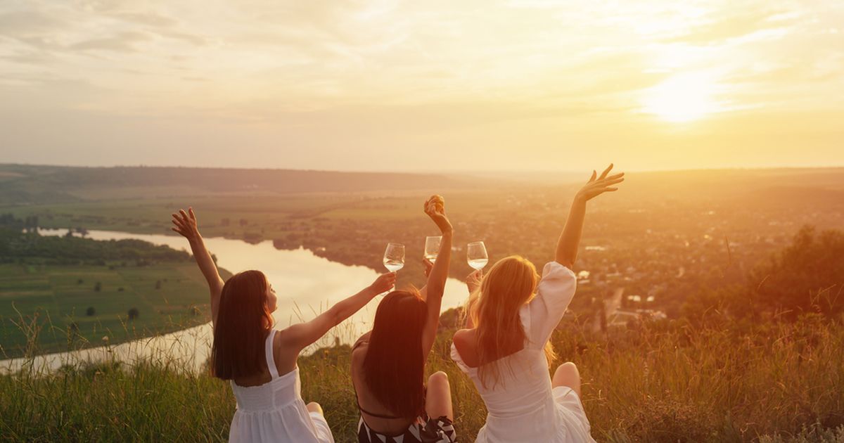 Pikale veninud pidu ja ära jäänud pulmad panid naiste sõpruse proovile