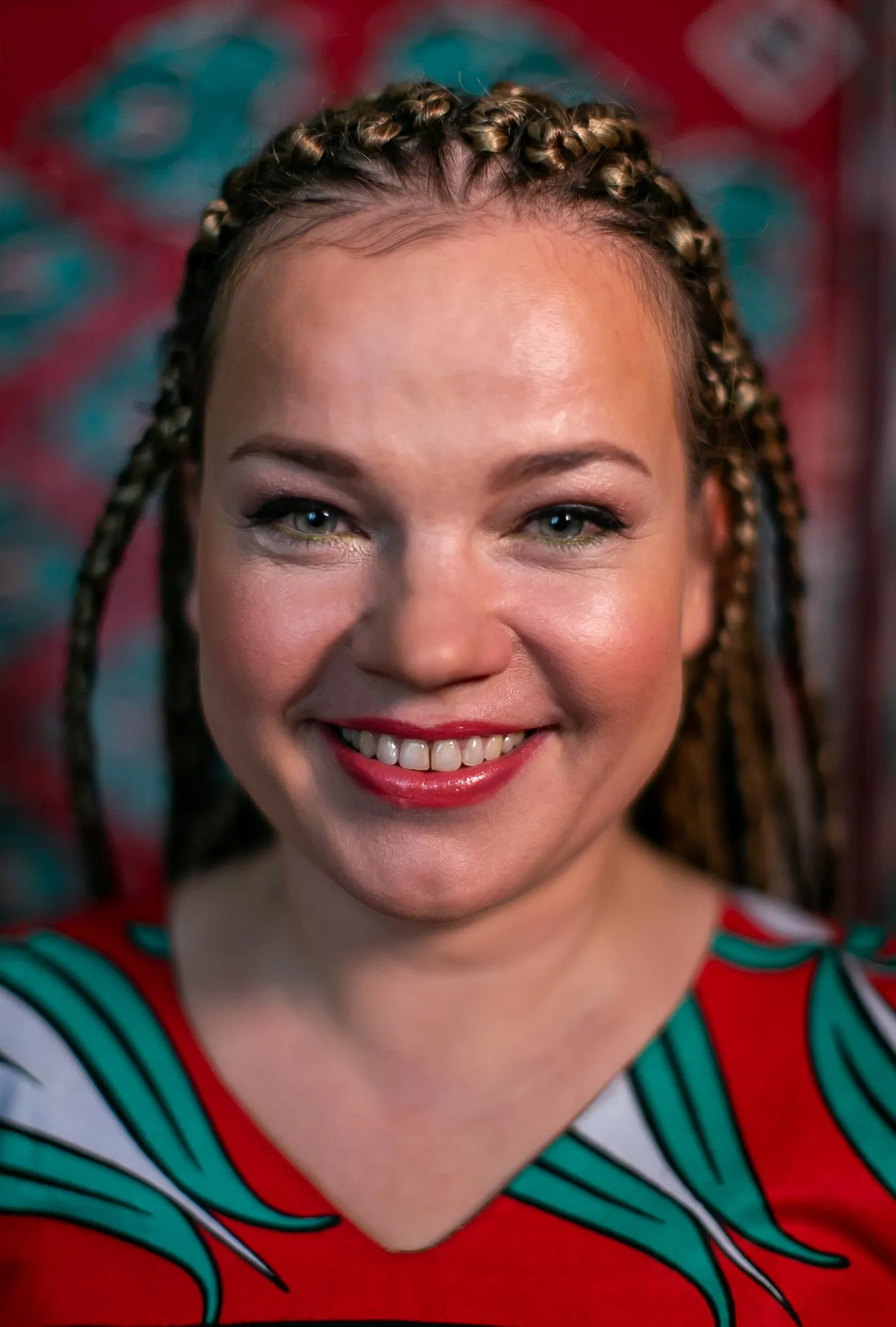 Tuuli Roosma elust Aafrikas: kõik on näljas, aga prouad kasvatavad volüümi