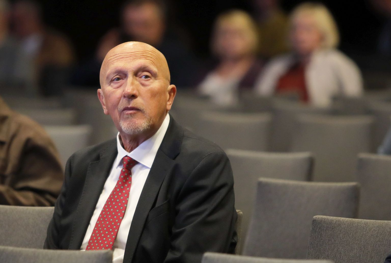 Vilis Krištopans, iespējams, izteicis draudus "Latvijas Avīzes ...