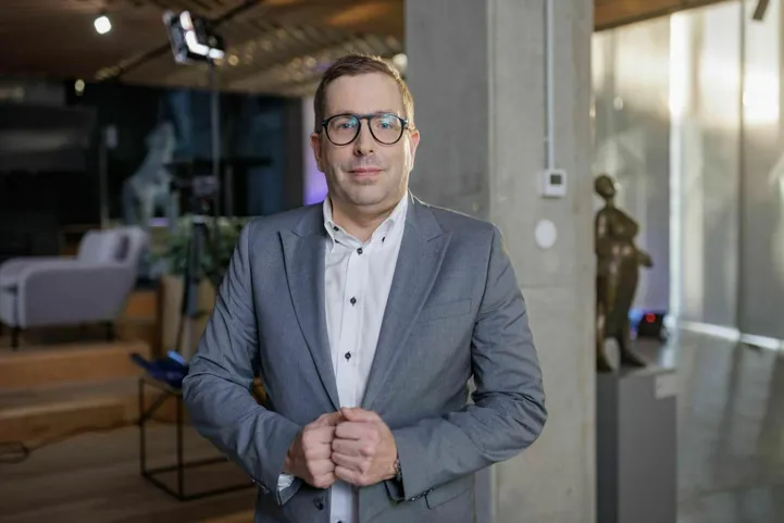 PEETER KOPPEL See on nii seatud, et aeg ei peatu