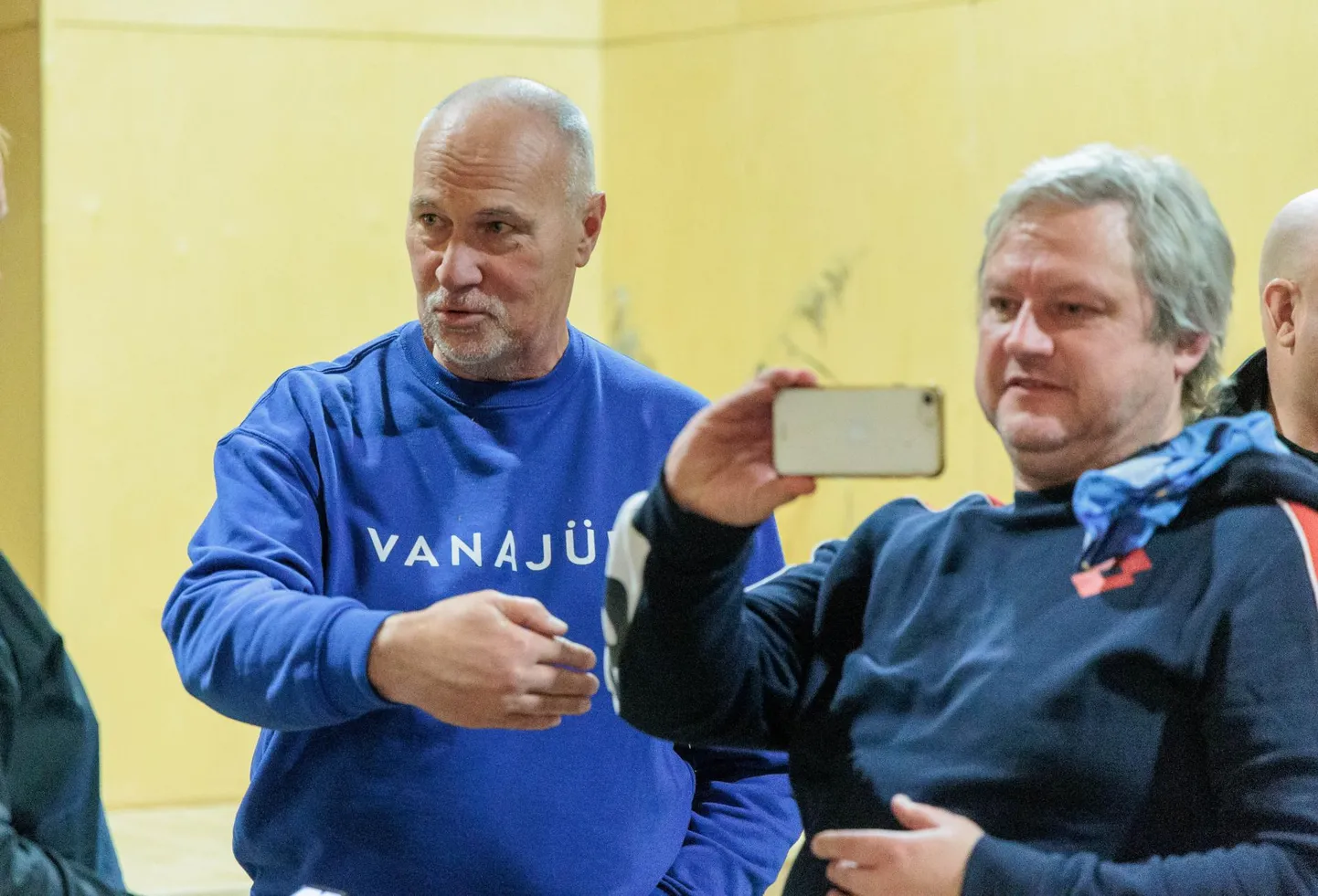 «Võime vinguda, aga see ei anna mitte midagi.» Saatse saapa ümbersõit ...