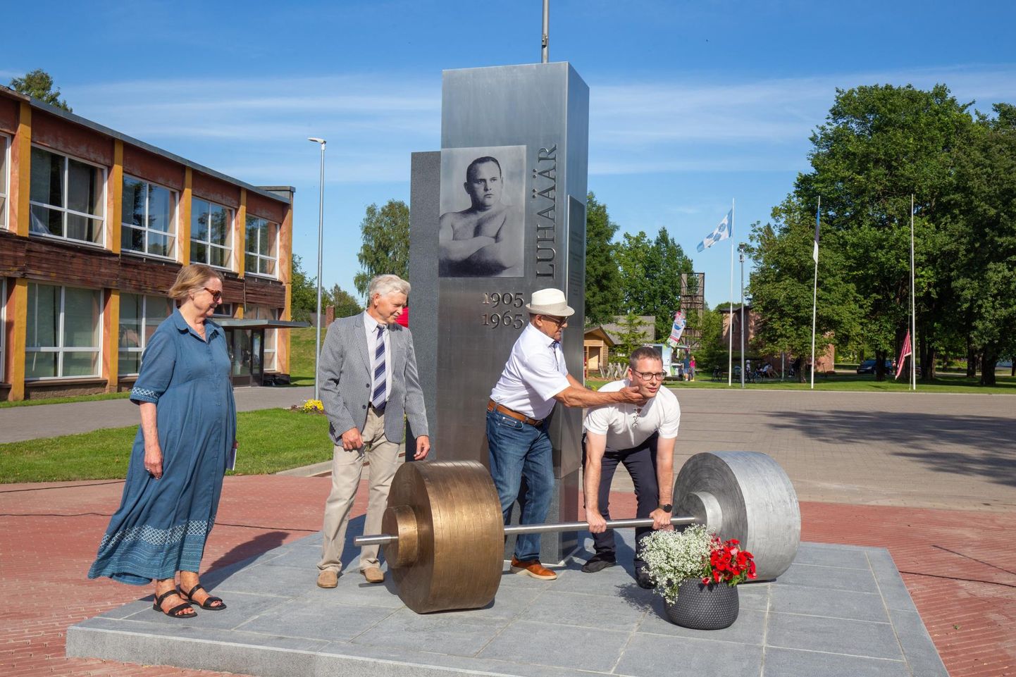 Mulgi valla aukodaniku tiitel läheb tuntud tõstetreenerile