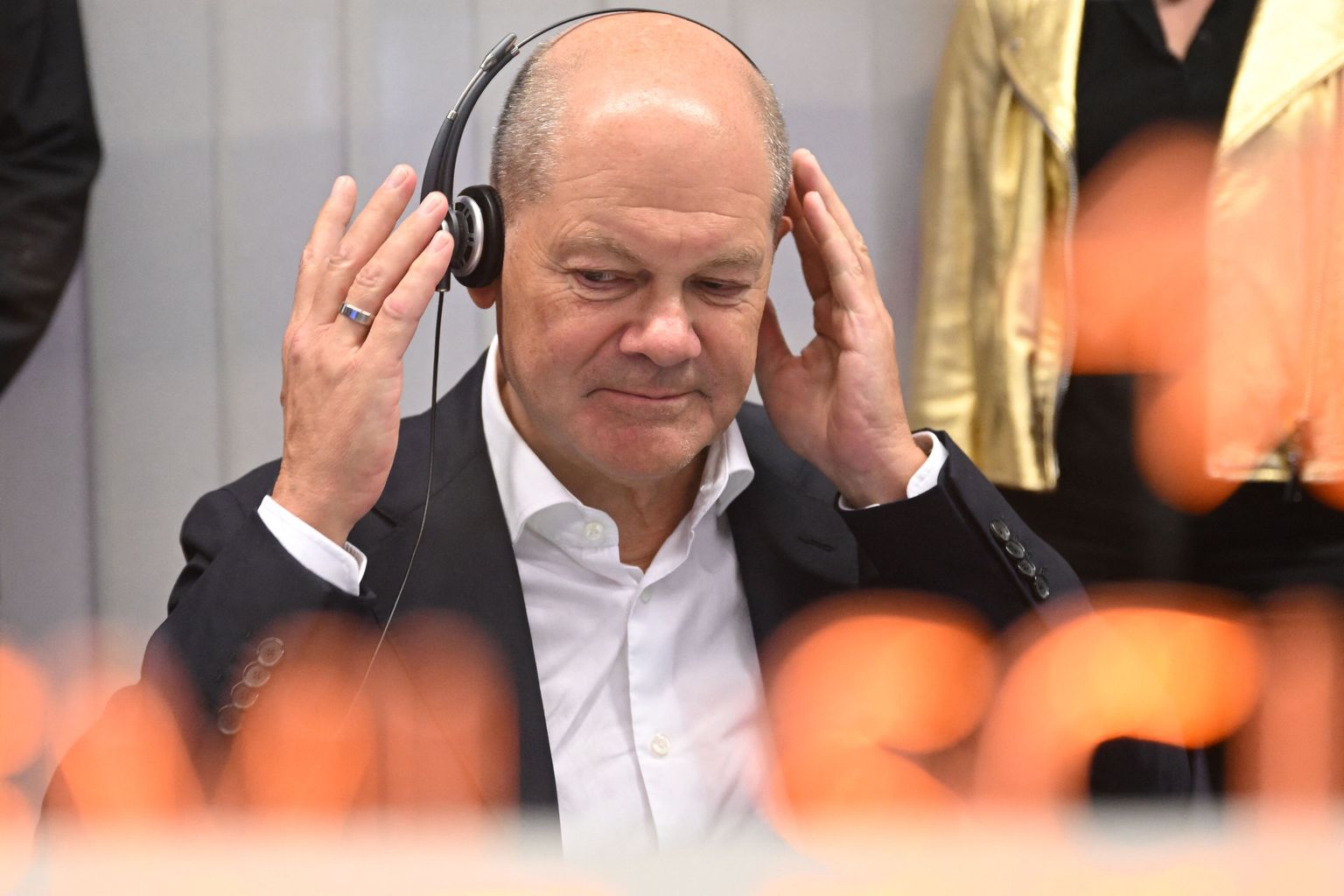 Канцлер Германии стал пиратом. Олаф Шольц показал последствия своего ...