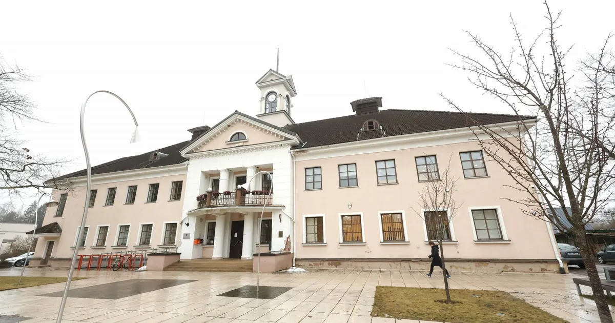 Kolmandik volikogust on muulased, väidab volinik. Kas tõesti?