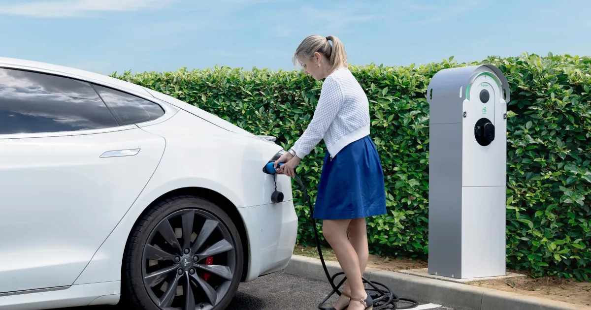 Uusi elektriautosid jaksavad liisida vaid firmad