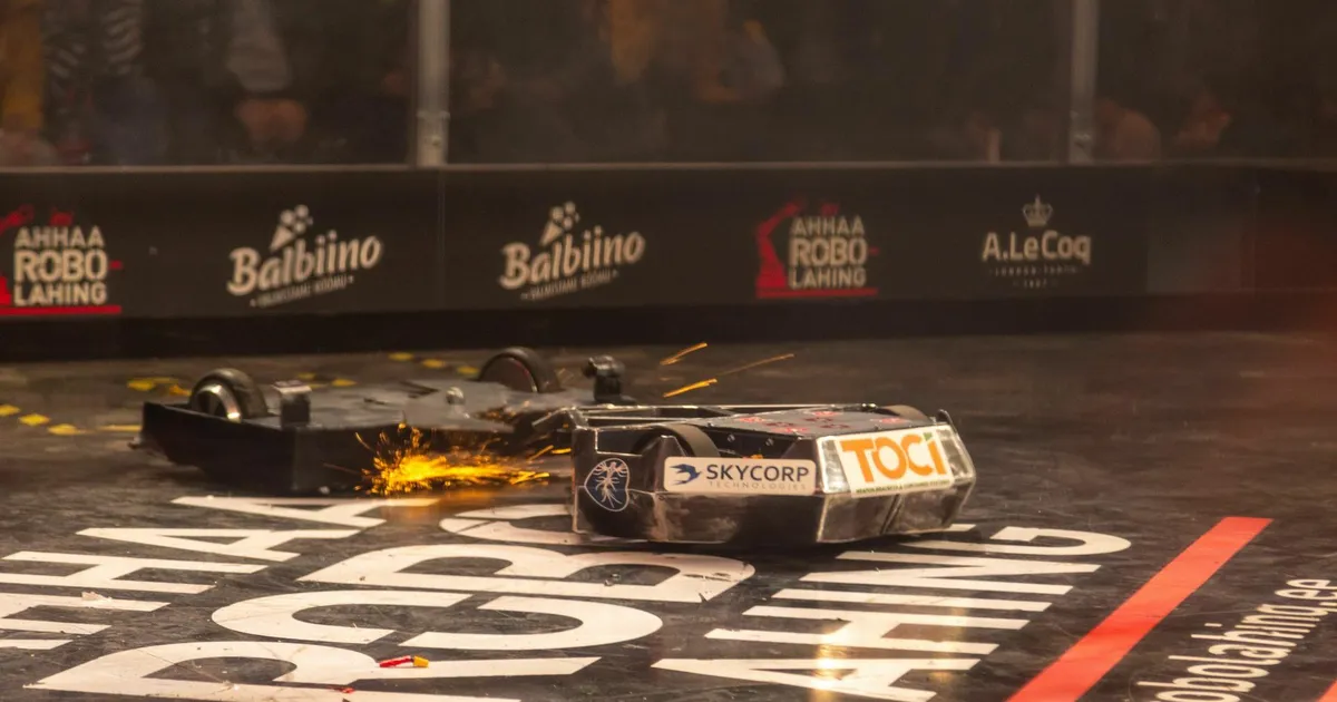 VIDEO JA GALERII Robotid andsid hullunud publiku ees Kammivabrikus ...