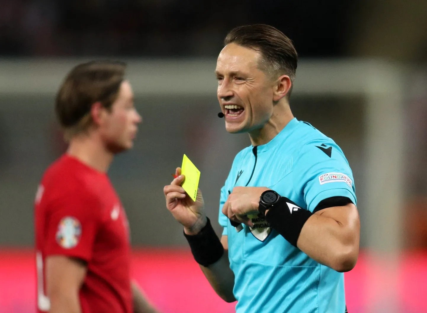 VIDEO "Pirmo reizi izjutu tik masveidīgu agresiju Latvijā." Futbola ...