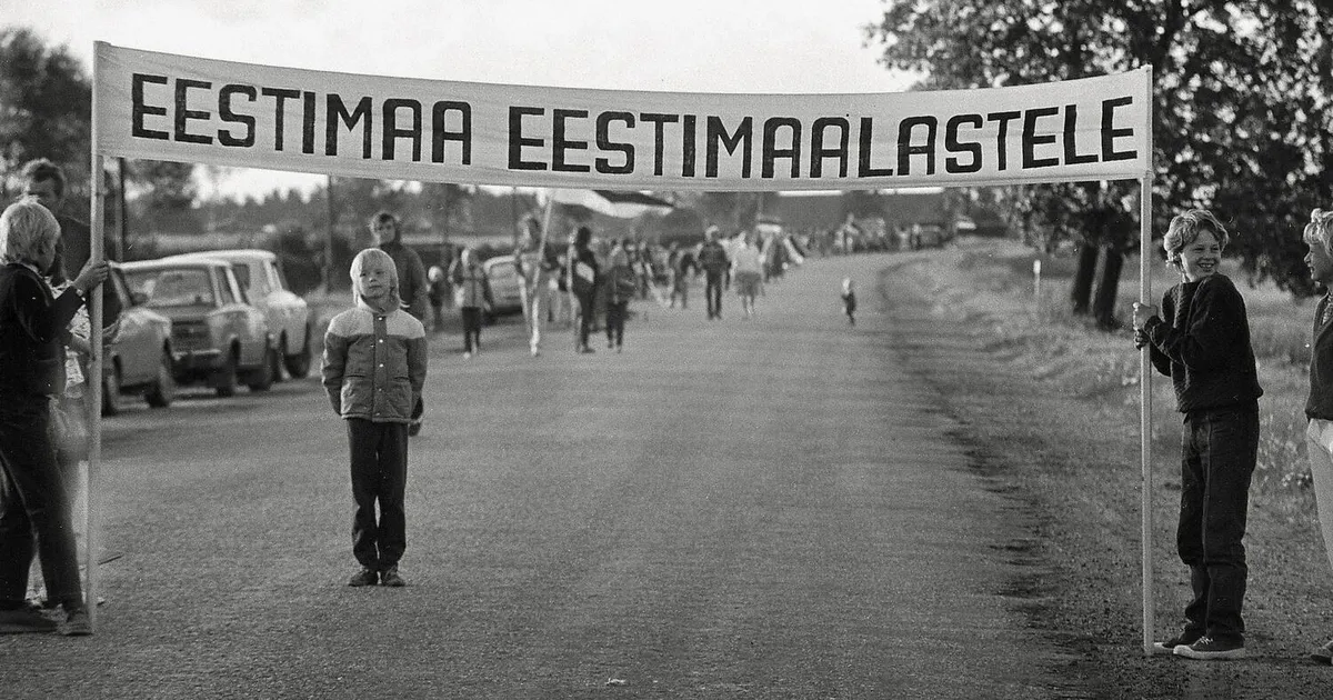 MARTIN EHALA Keelenõuete nullimine viiks meid keelepoliitiliselt ...