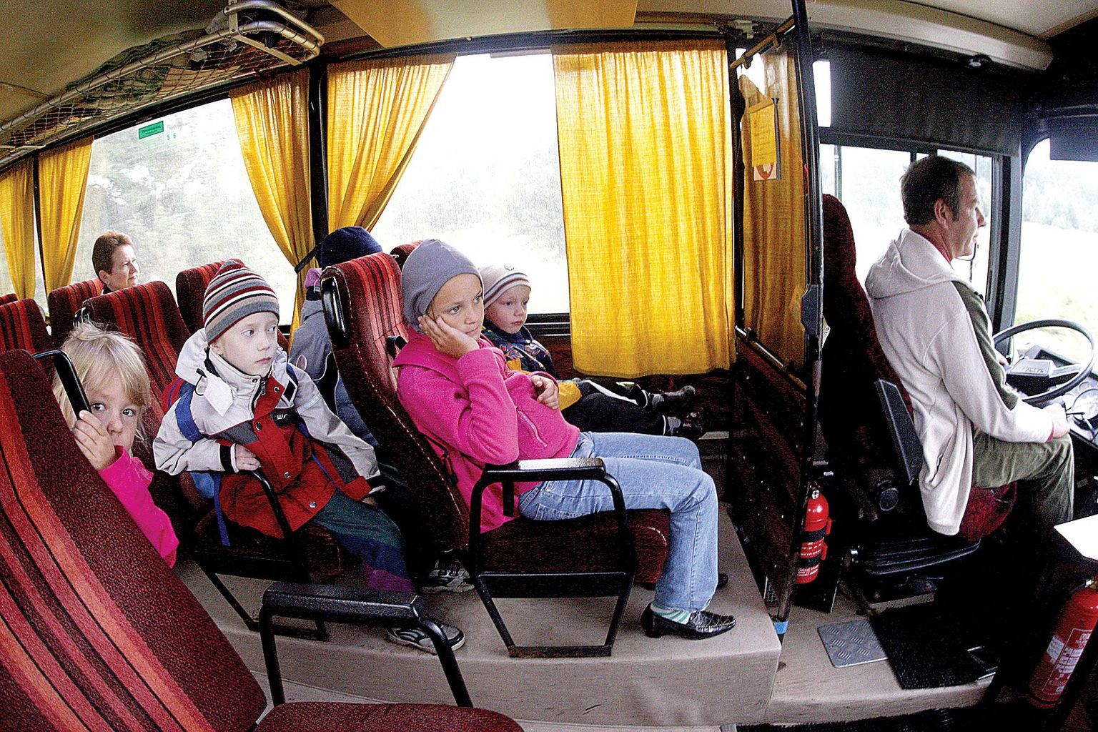 Koolibuss õpetab iseseisvust