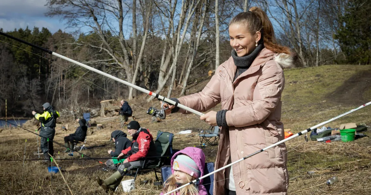 GALERII Ilus ilm meelitas jõe äärde ohtralt kalastajaid