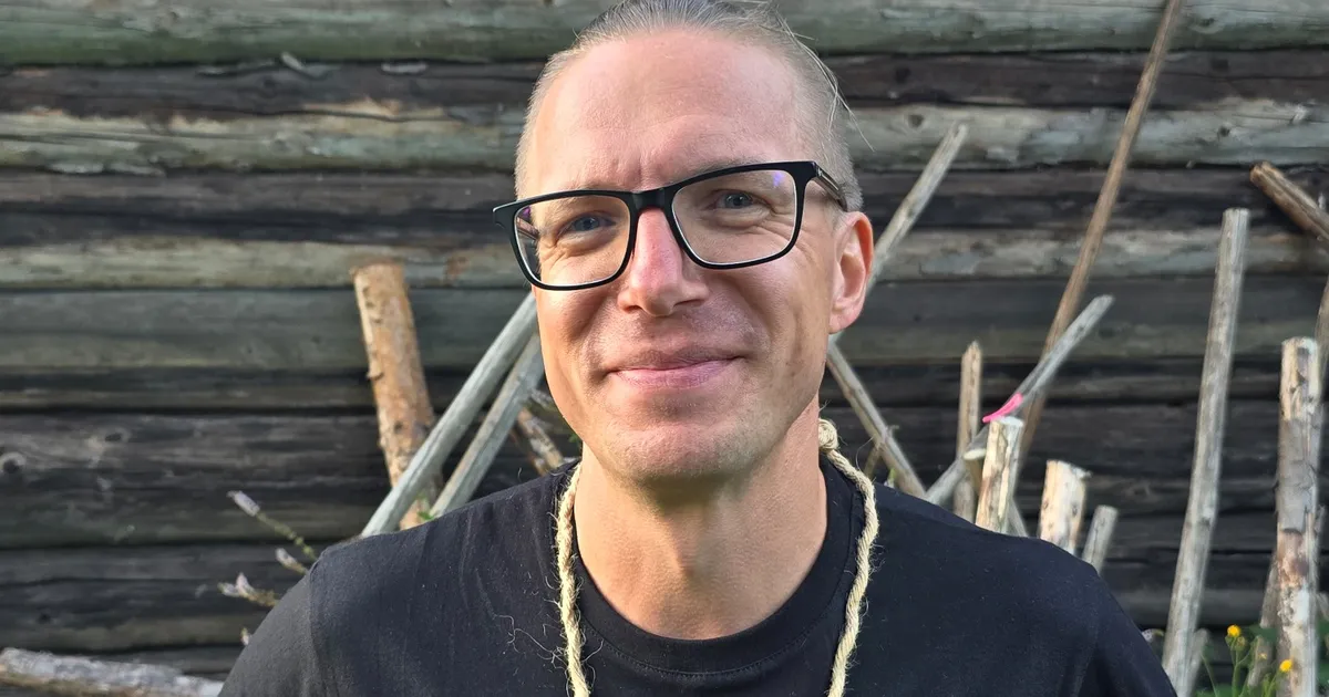 Aasta kirjanik on Urmas Vadi romaaniga «Kuu teine pool»