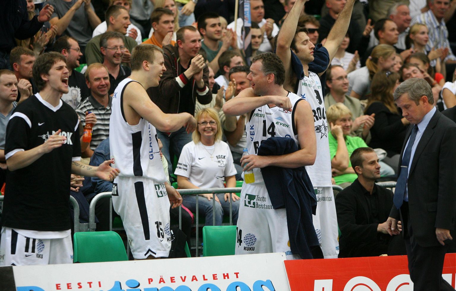 Rock võitis esimese finaalmängu