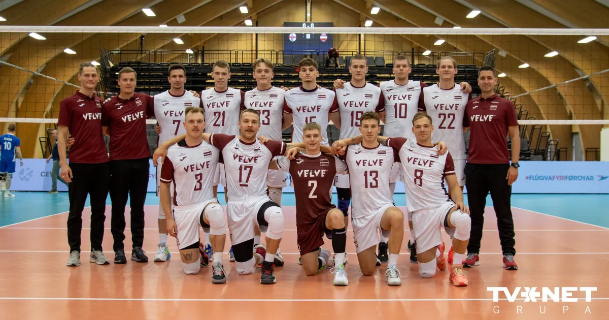 Latvijas vīriešu volejbola izlase gūst pārliecinošu uzvaru Eiropas ...