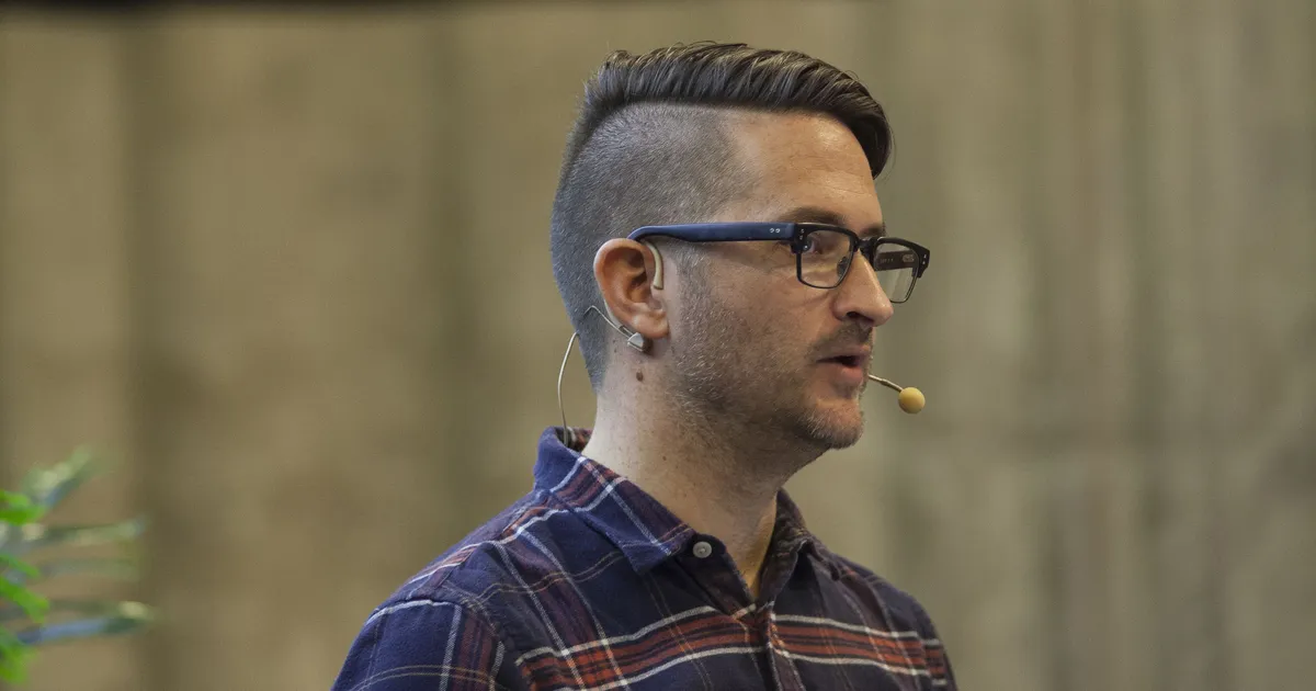 Siseterrorismi süüdistusega ameeriklane Jake Conroy võitleb õigluse nimel