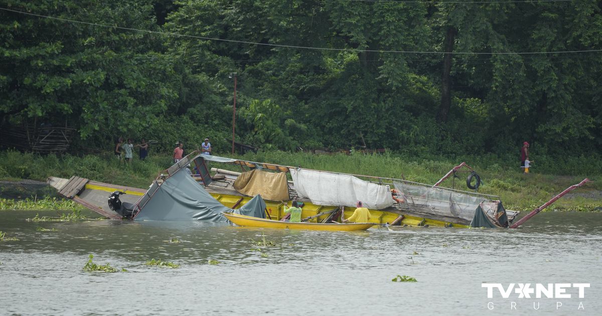 Filipīnās apgāzusies pasažieru liellaiva, bojā gājuši 26 cilvēki