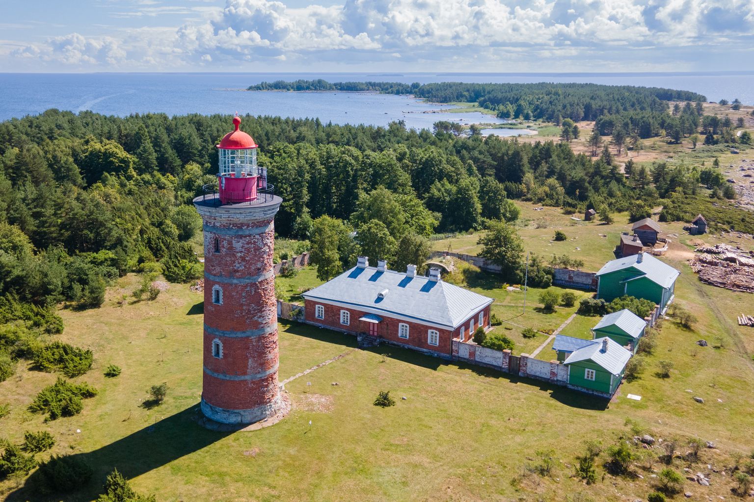 Valitsus lisab väikesaarte nimekirja Mohni saare ja Viirelaiu