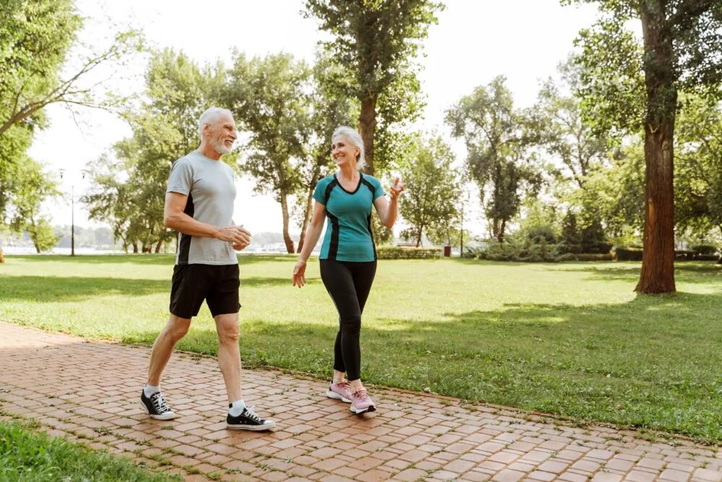 UNUSTA 10 000 SAMMU PÄEVAS Selle jalutamismeetodiga teed kümme korda ...