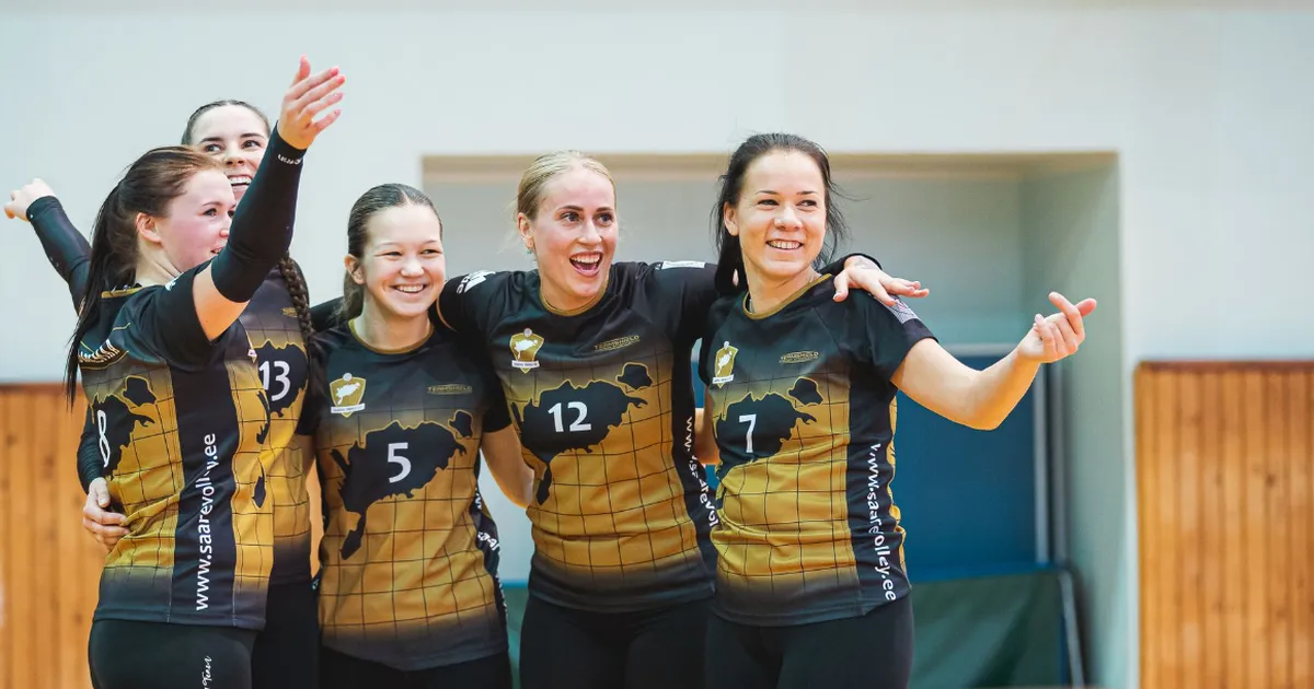 GALERII VÕIMAS! Saaremaa naiskond tõusis esiliiga tabelis liidriks
