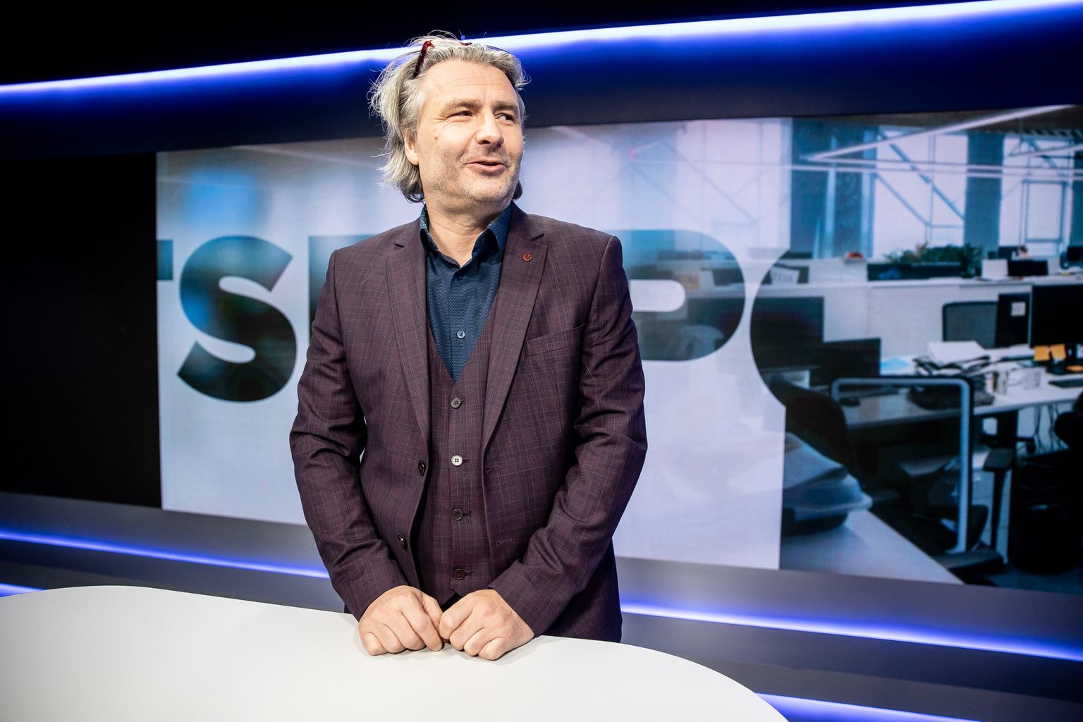 FOTO Saue vald palub napsise peaga inimestel ametnikele mitte helistada