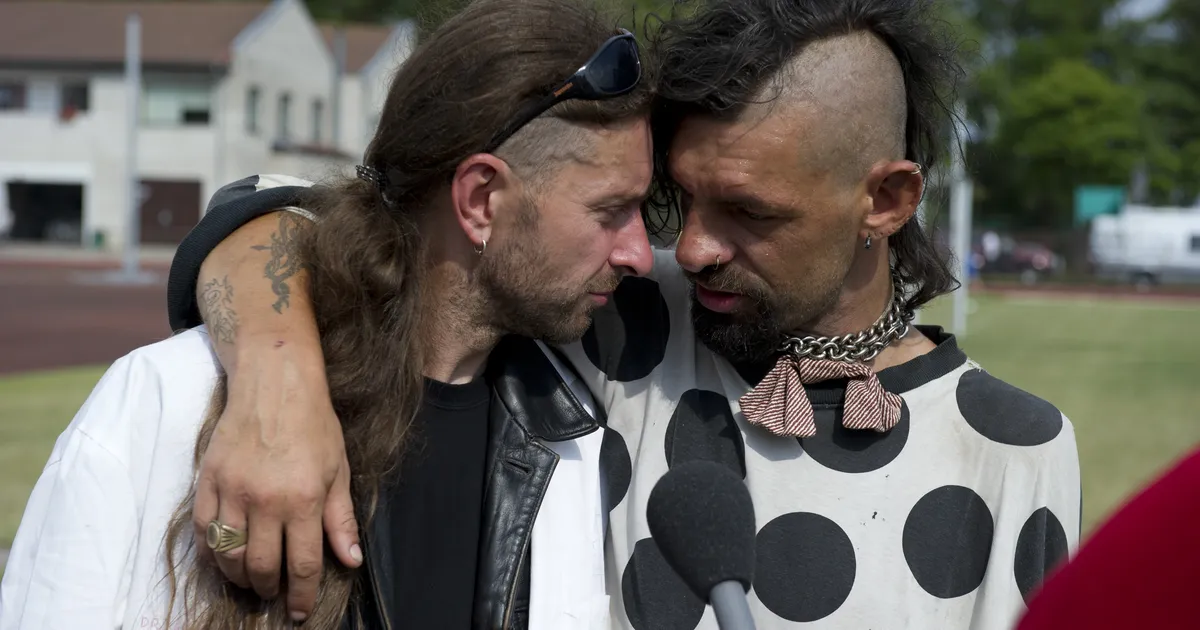 POLITSEINIKUD VS PUNKARID Millise skooriga lõppes legendaarsete ...