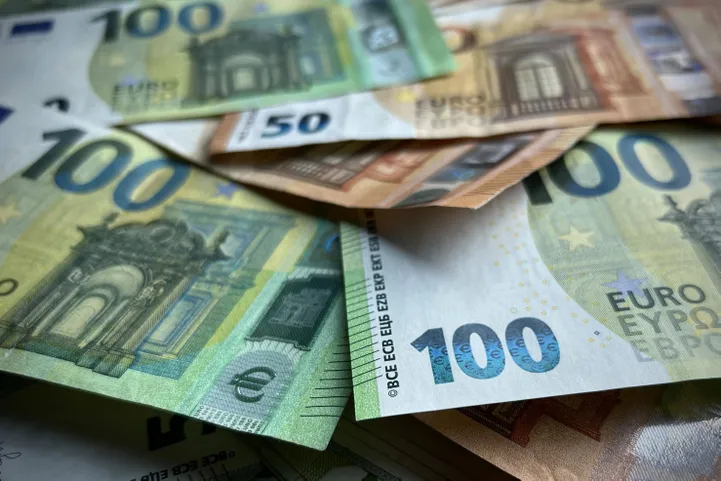 KARM TÕDE Raha kogumine käib paljudele üle jõu