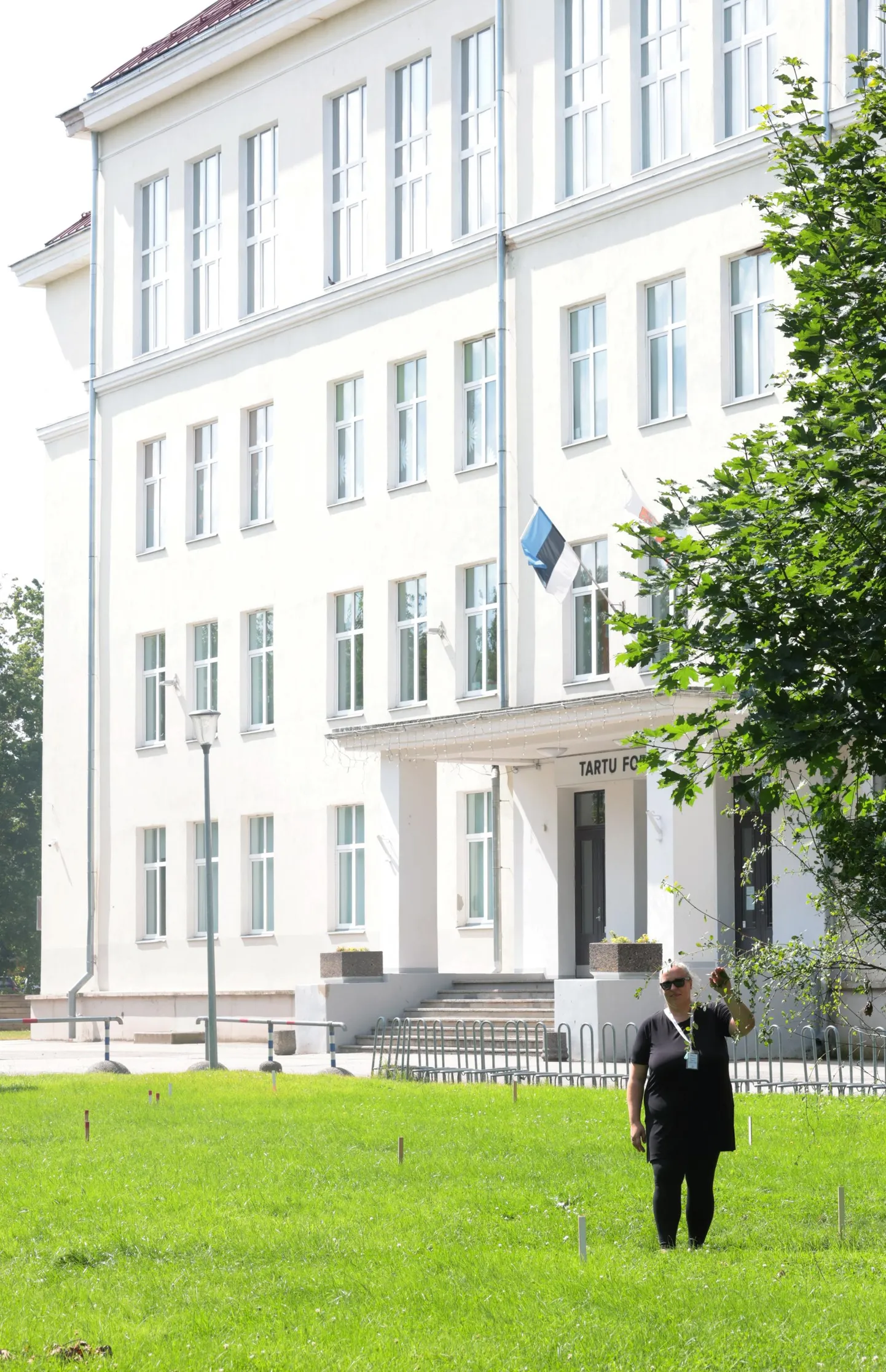 Forseliuse koolipere hoiab pöialt, et uus õu valmiks õppeaasta alguseks