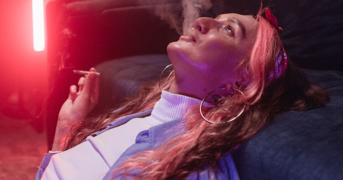 Kanepi suitsetamine võib kopsudele tavasigarettidest kahjulikum olla