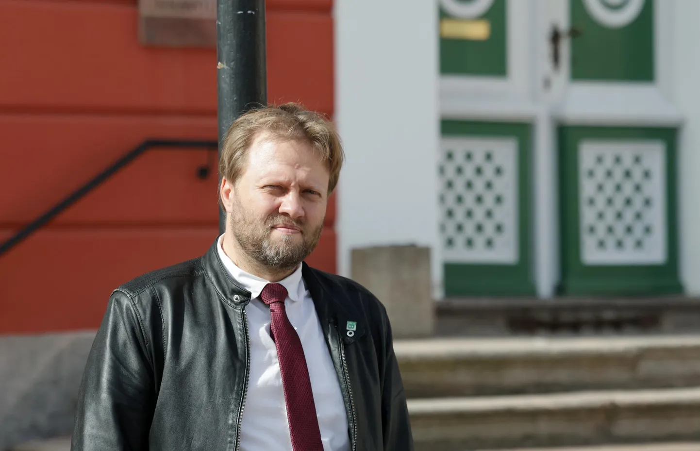 Andro Roos lahkus Tartu hoiu-laenuühistu juhi kohalt. Mis saab edasi?