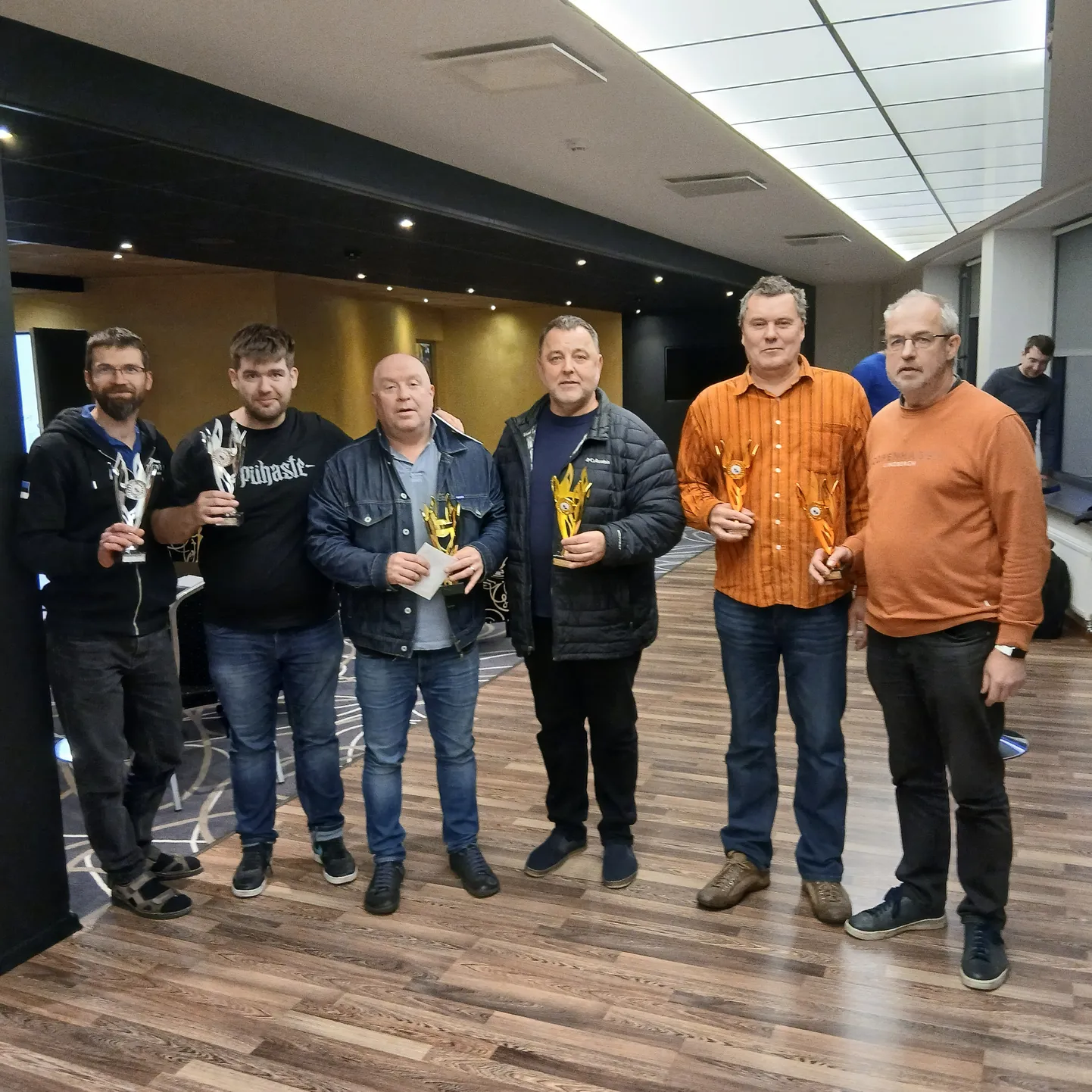 Pronksikarva särk tõi pronksi: “Järgmisel korral tuleb mängida vist ...