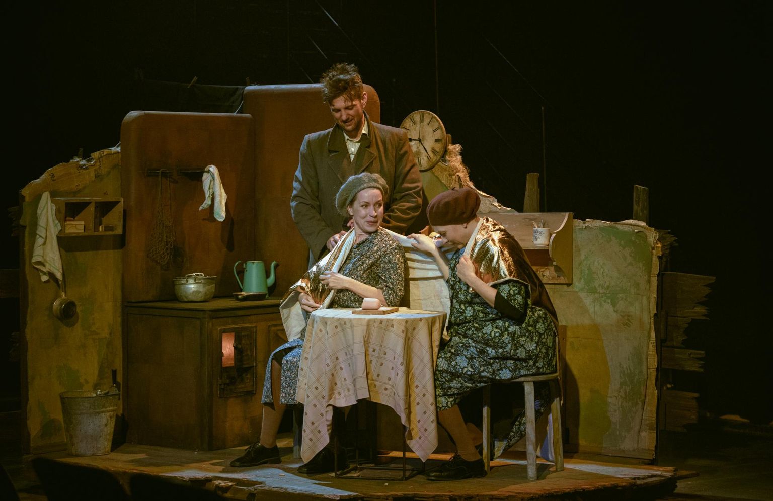 Kell, sidrun ja liha aitavad vaadata lugu poeedi elust