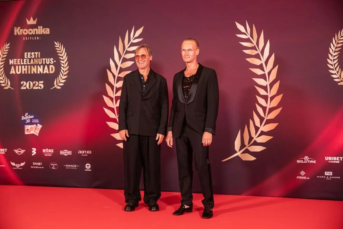 VIDEO Taivo Piller ja Mart Haber proovisid USAs juhita Uberit: sõidab ...