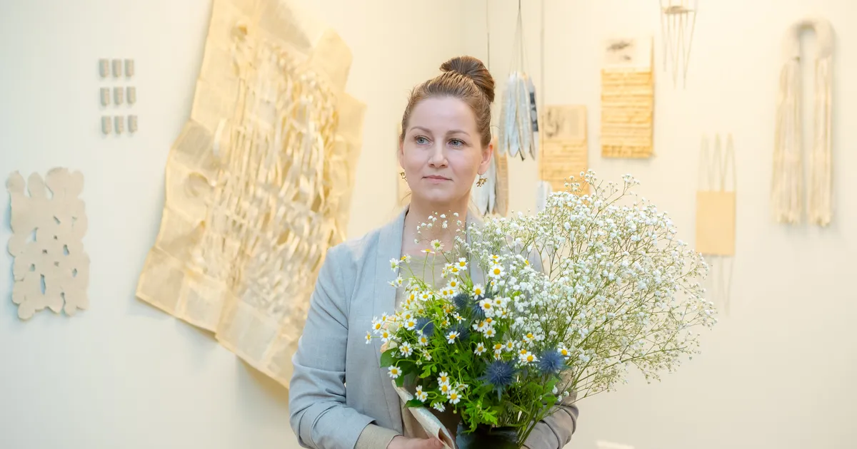 GALERII JA VIDEO Kerttu Siplane avas isikunäituse „Kaante vahelt välja“