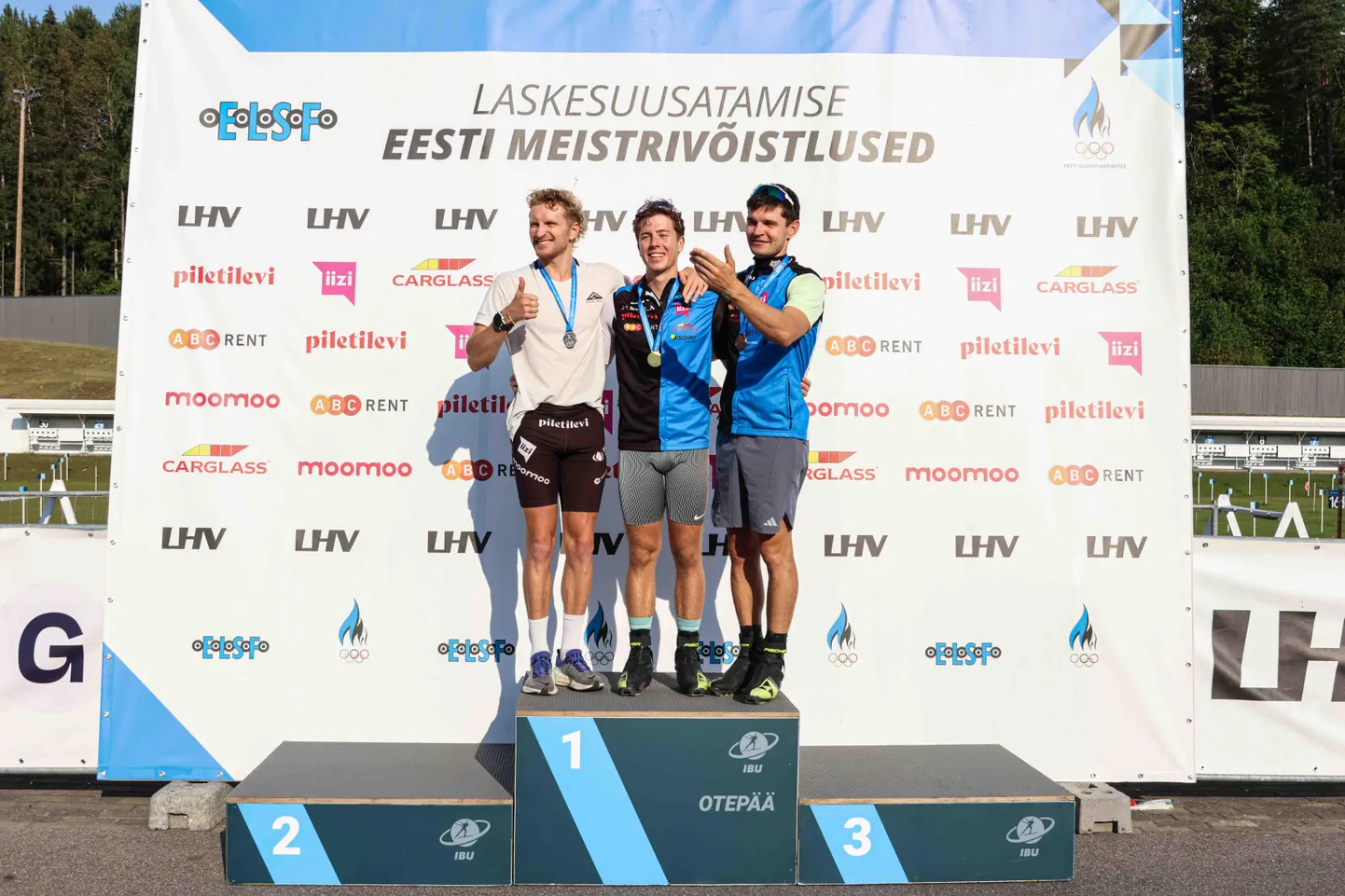 Noor koondisekaaslane tõmbas Siimerile ja Zahknale mütsi silmadele