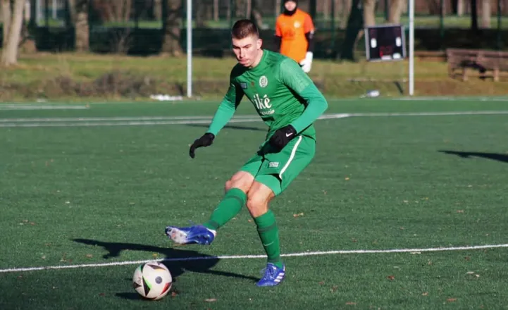 VIDEO Eesti jalgpallur lõi Saksamaal käärlöögist värava, Tamm skooris ...