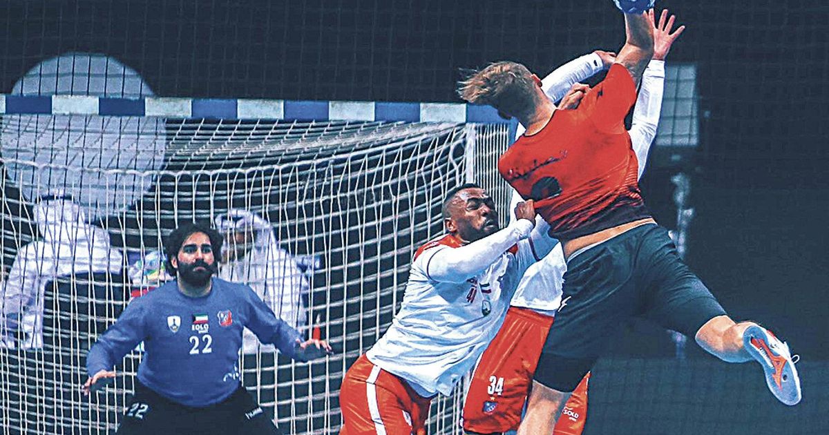 Kuveidis profikäsipallurina mängiv Karl Toom: peab ikka täiega gaasi ...