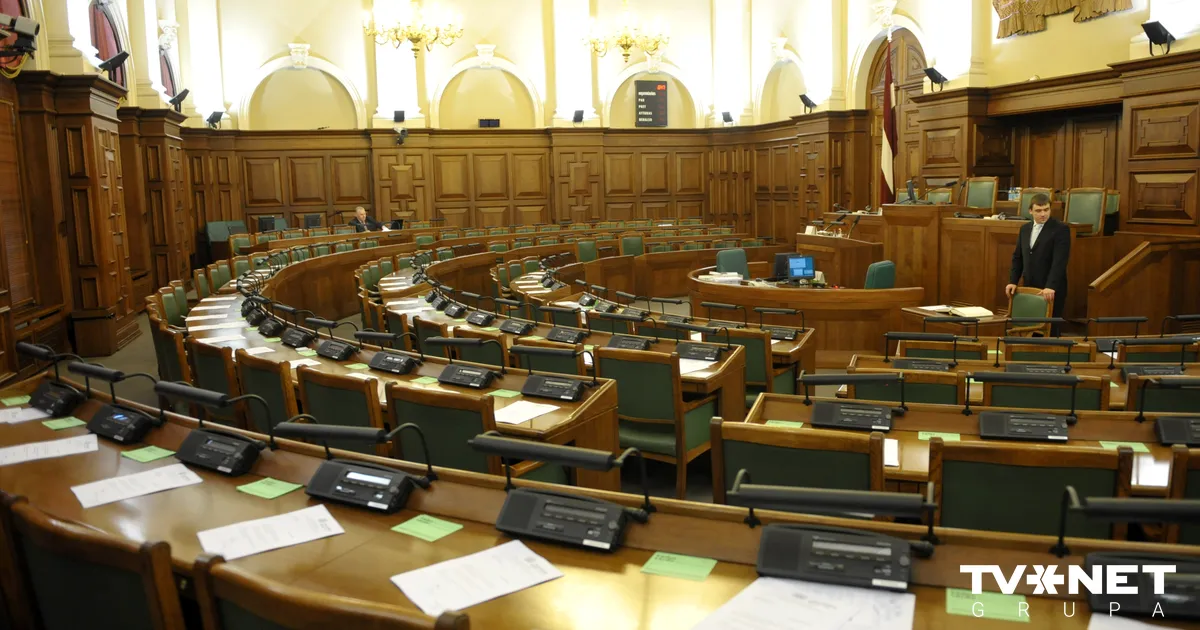 VIDEO Budžetu cer pieņemt, neraugoties uz ZZS "sānsoļiem"