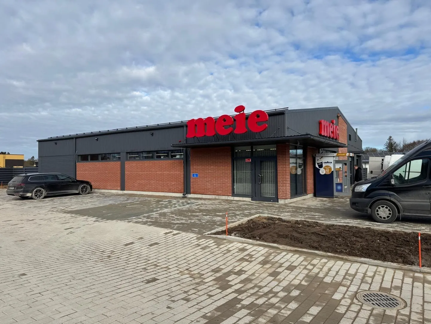 Tapa poekett ehitab Loo alevikku praeguse poe asemele uue