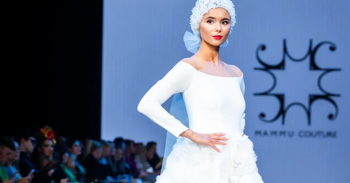 Miljon-miljon-miljon õrna roosi... Mammu Couture lõi hinge kinni