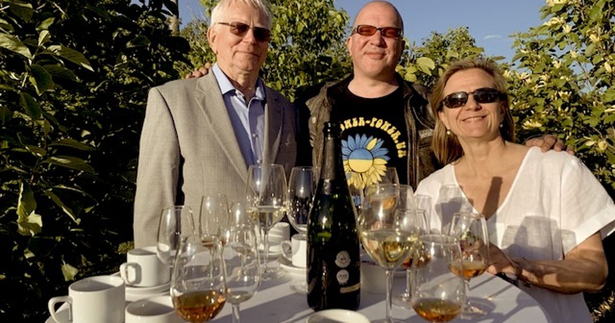 ELU25 Andres Tarand räägib Juku-Kalle Raidile botaanikaaias redutamisest