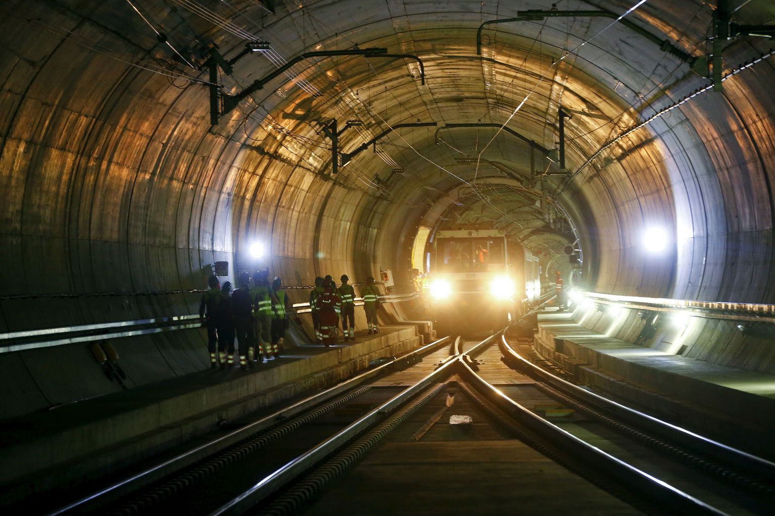 Helsinki-Tallinn: one tunnel, two projects