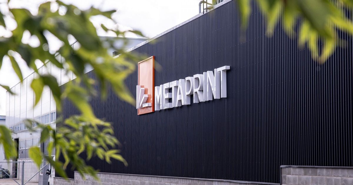 Один из основных клиентов Metaprint по-прежнему выпускает в России строительную пену