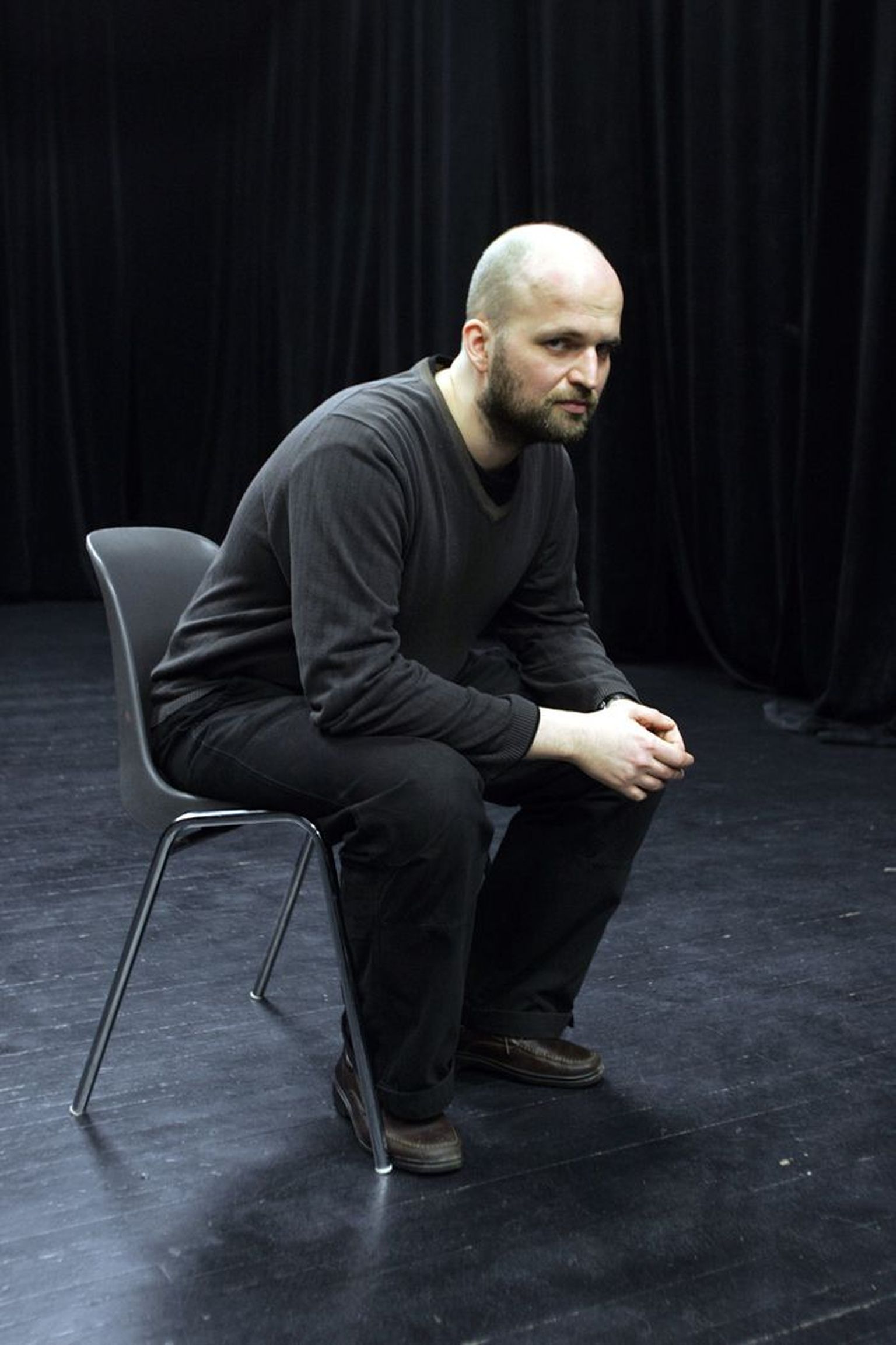 Peeter Raudsepp haarab lavakoolis ohjad