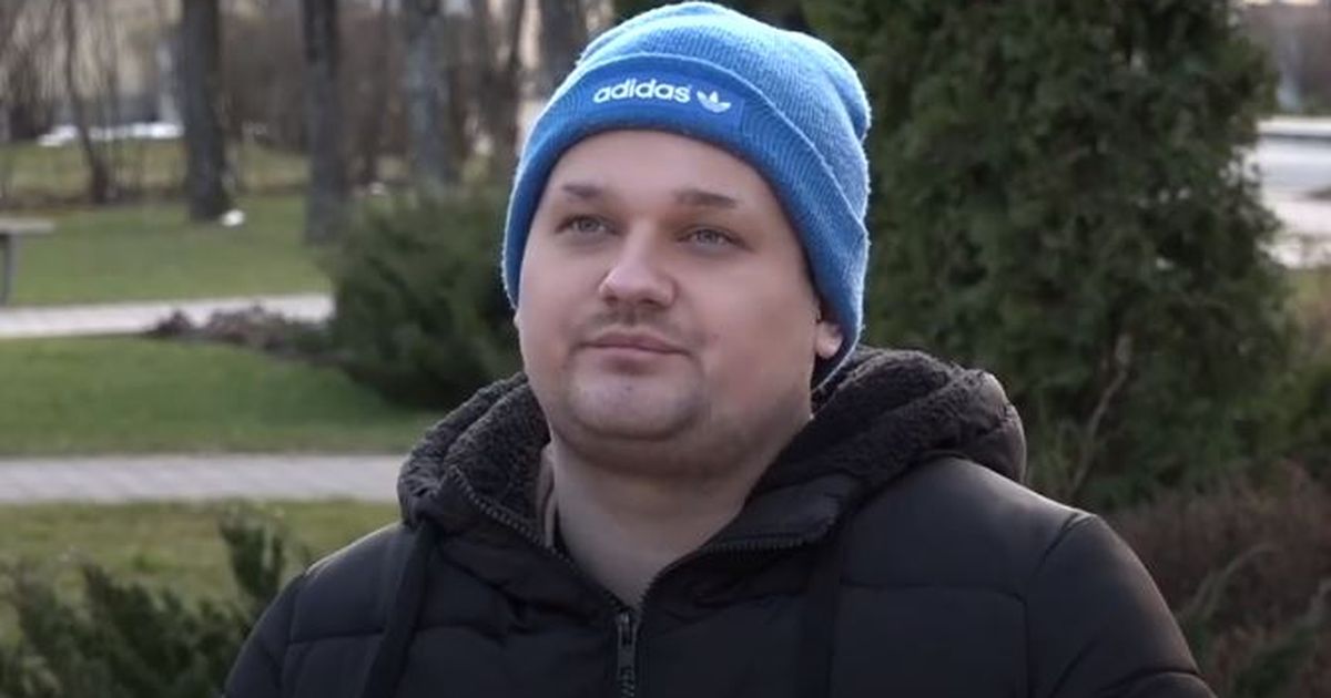 Pašmāju "drag queen" Amuna Davis dalās rūgtās atmiņās par savu bērnību