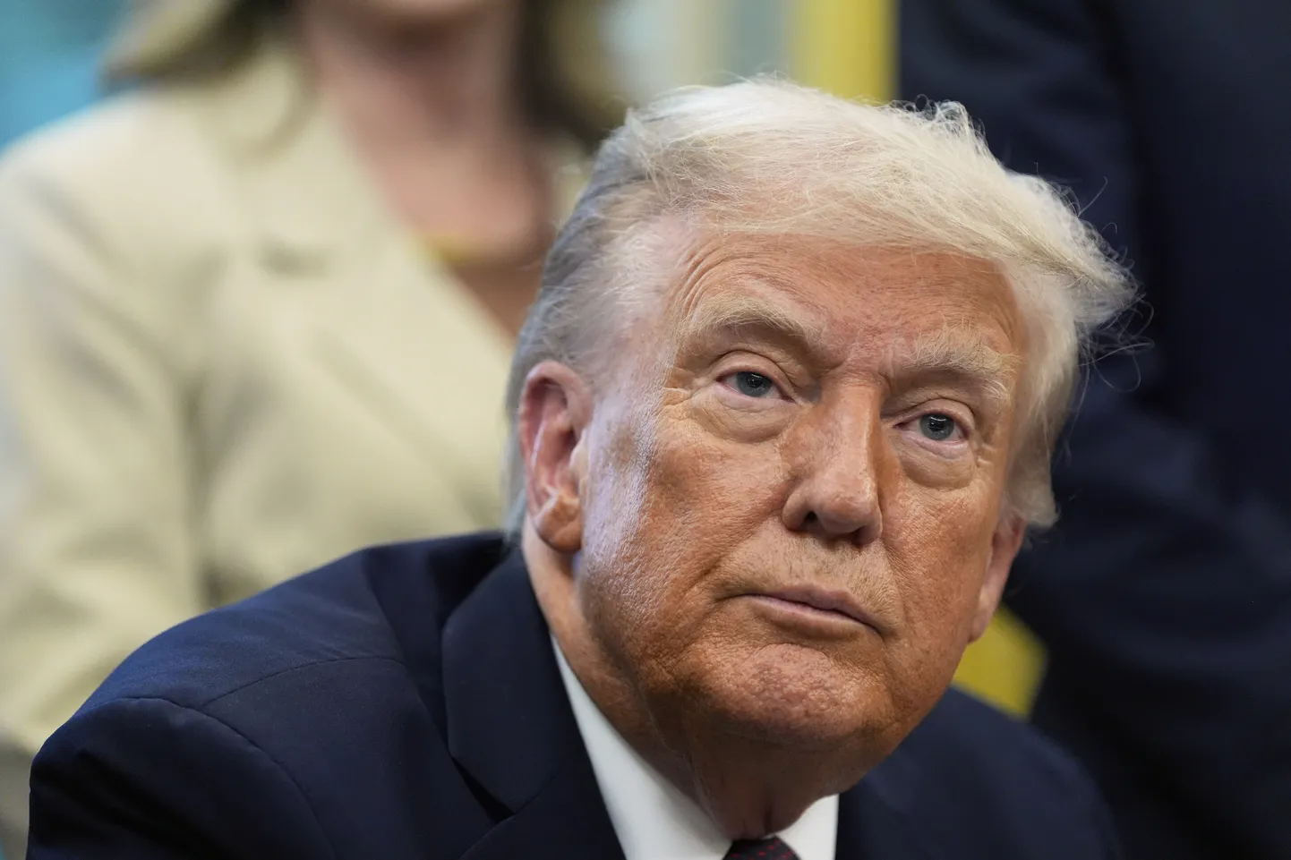 Trump nõuab New York Timesilt 15 miljardit dollarit